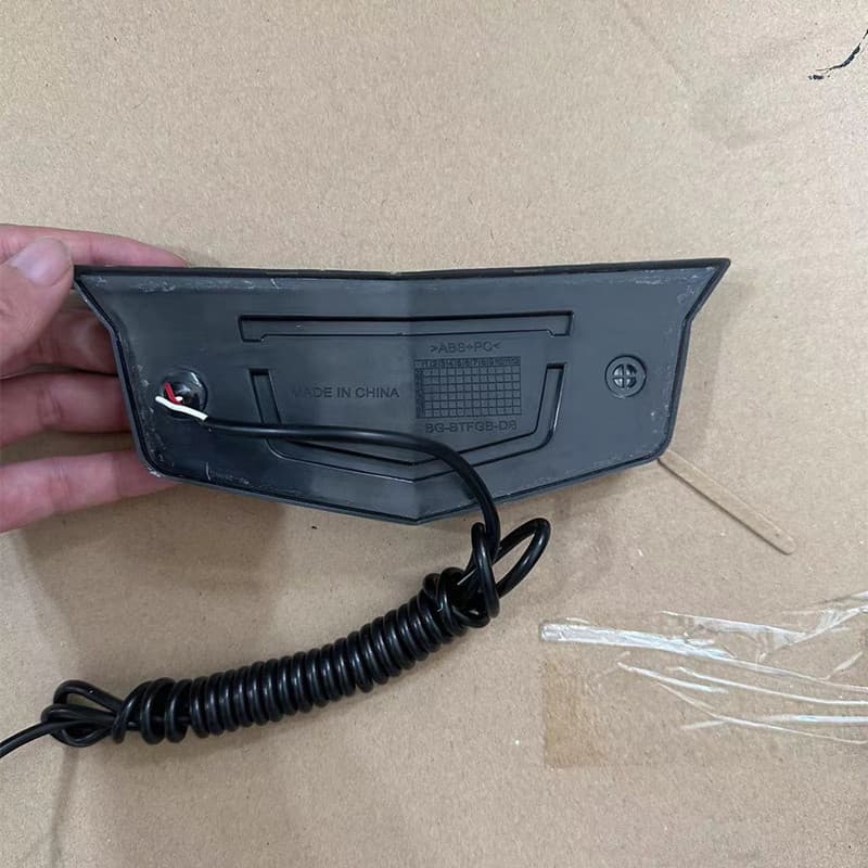 LED Cadillac Escalade Light Up Emblem - Cadillac Accessory